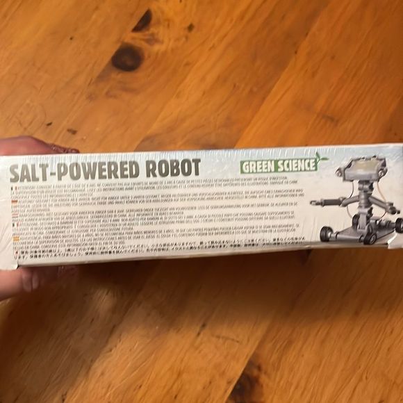 green science | Toys | New In Box Green Science Salt Powered Robot Kit ...